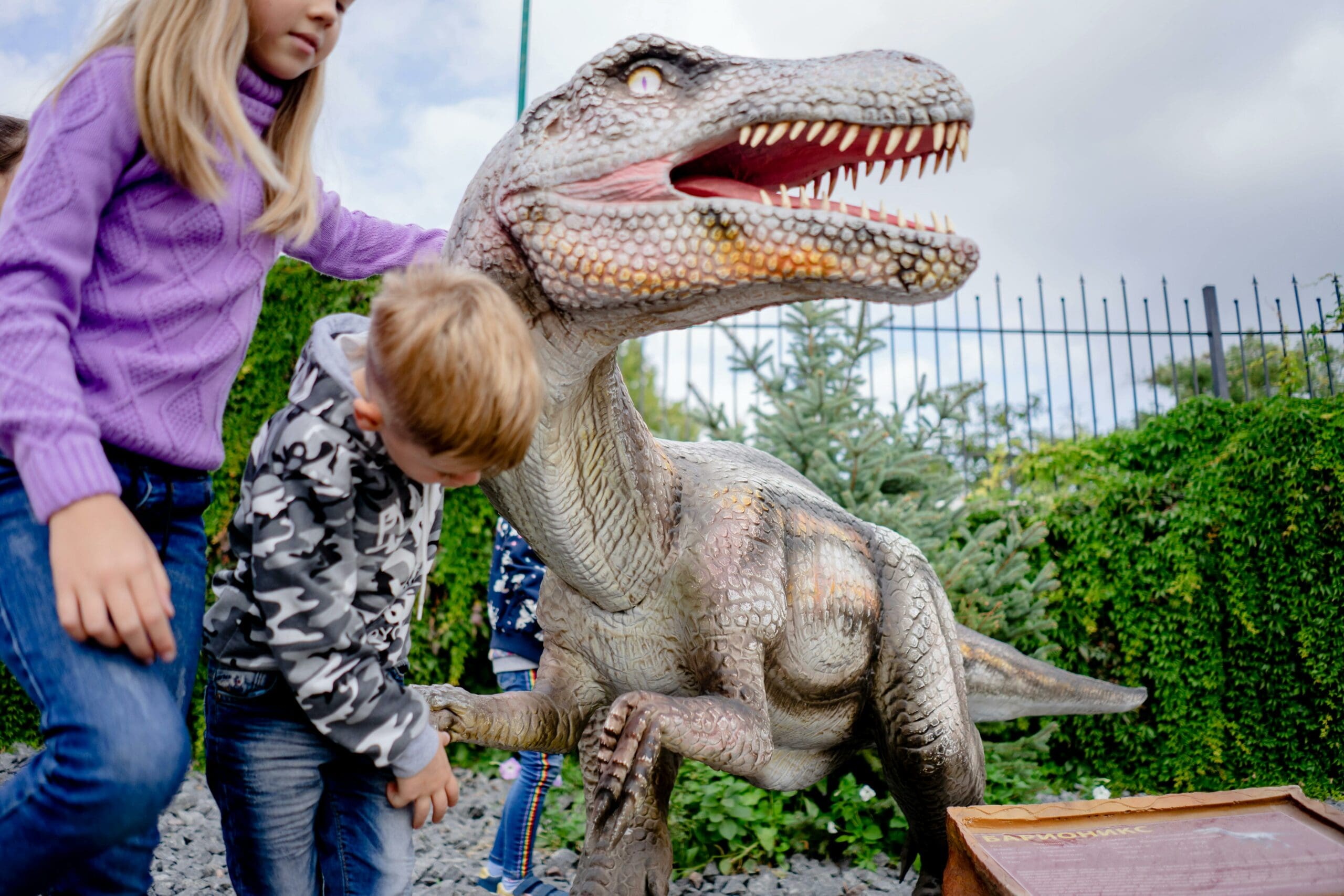 Dinosaur Expedition: Harnessing Maths to Excavate Beautiful Prehistoric Remains - LearningMole