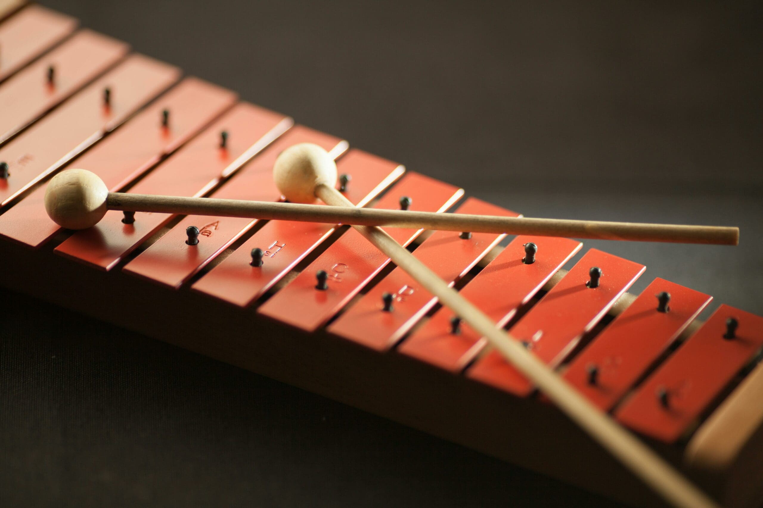 Musical Geometry: Recognising Spectacular Shapes in Musical Instruments ...