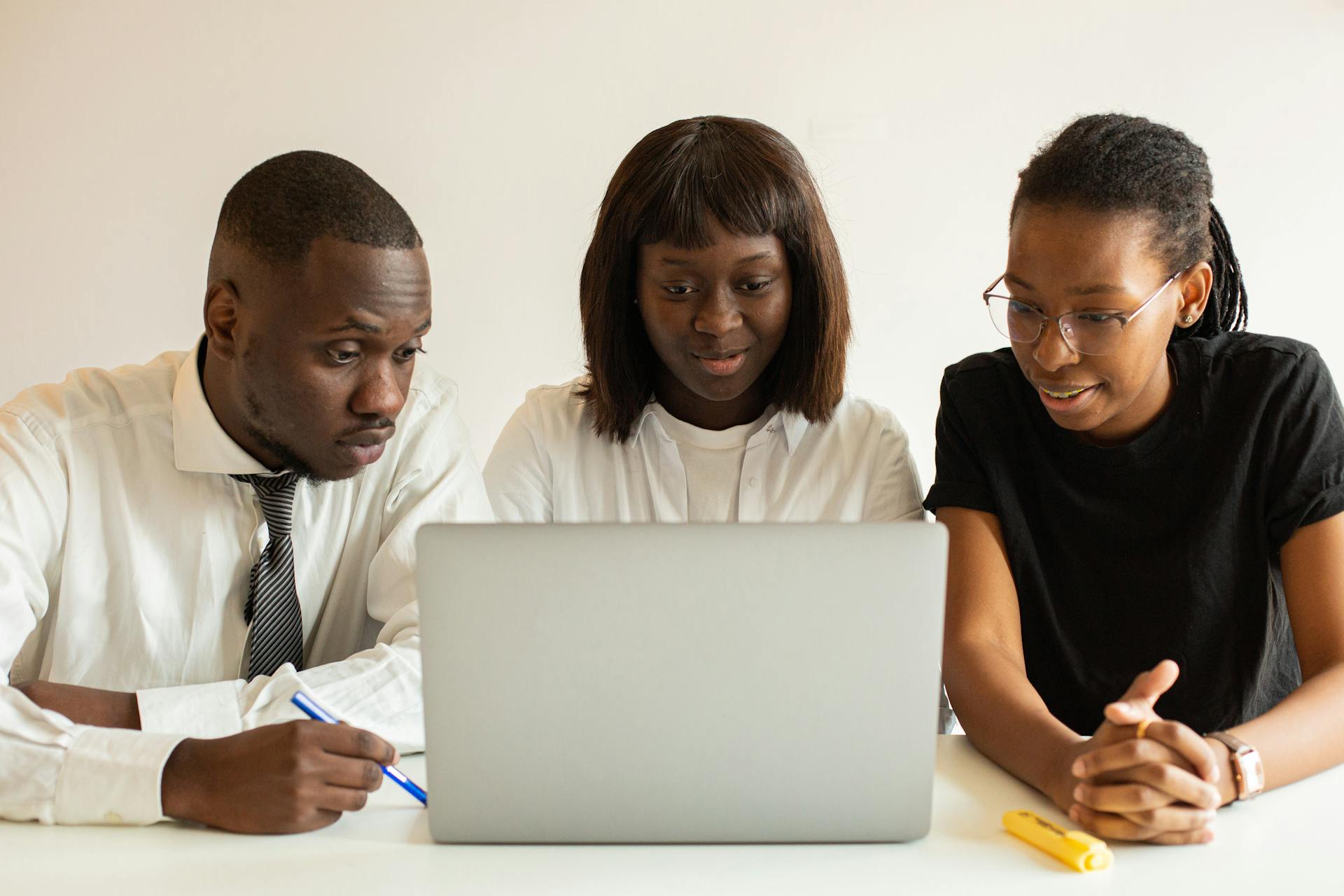 Entrepreneurial Spirit: Creativity and Innovative Thinking - LearningMole