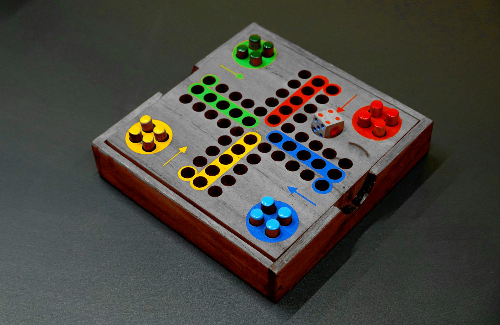DIY Board Games: Crafting and Playing for Amusing Learning - LearningMole