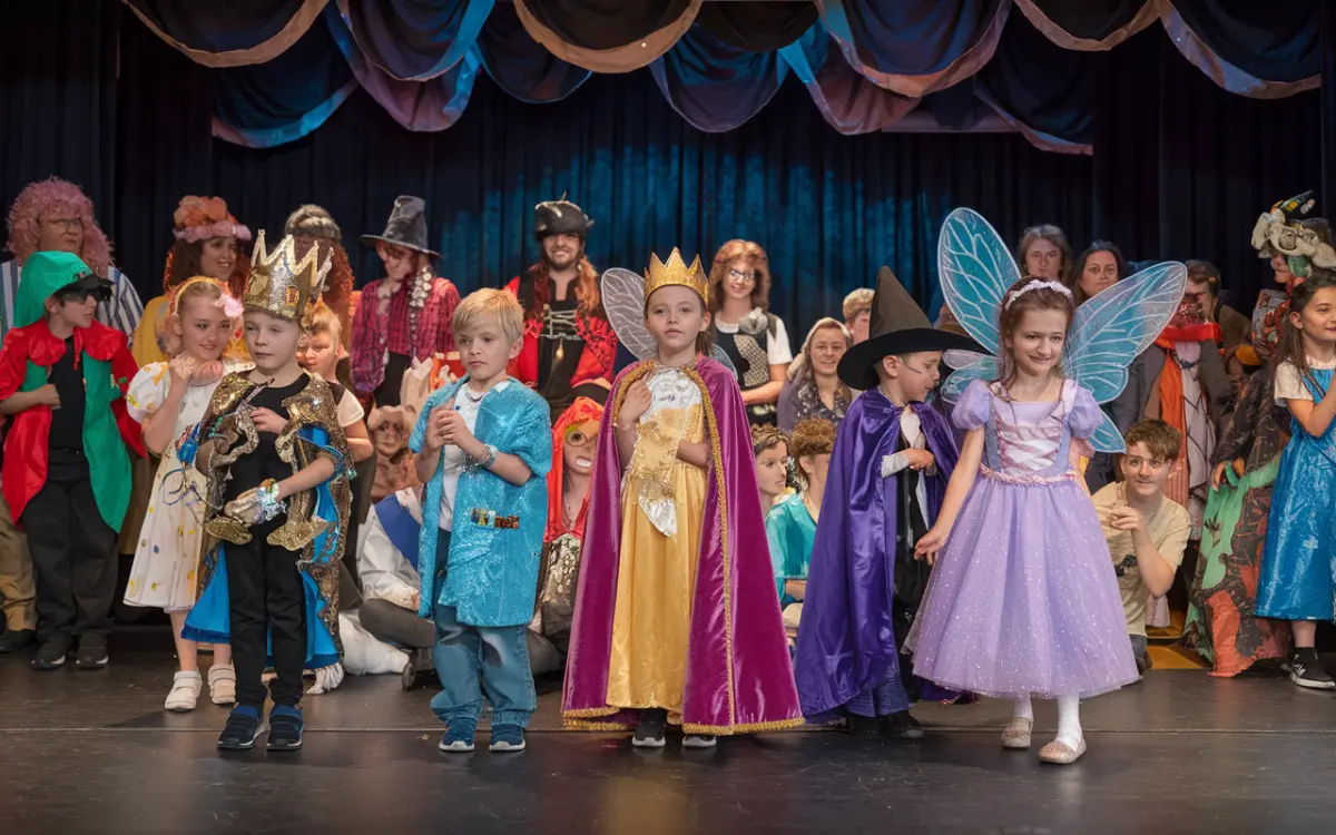 Primary School Drama Productions: Your Ultimate Guide - LearningMole